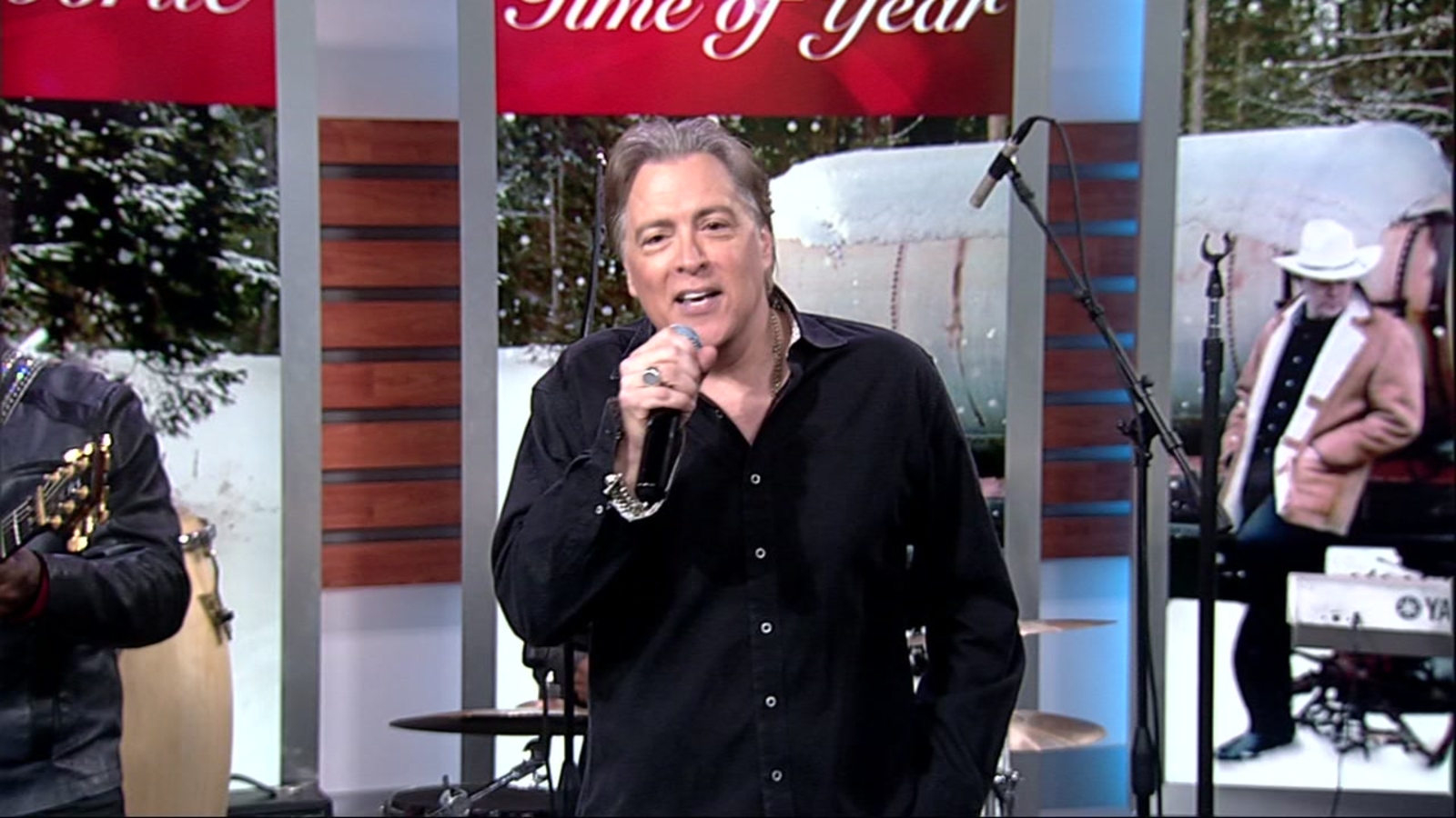 Dan Ashley and his band perform a new holiday song - ABC7 San Francisco