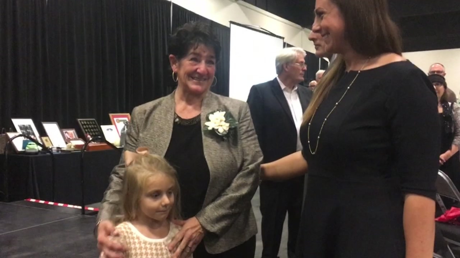 Longtime San Mateo Police Chief celebrates retirement - ABC7 San Francisco