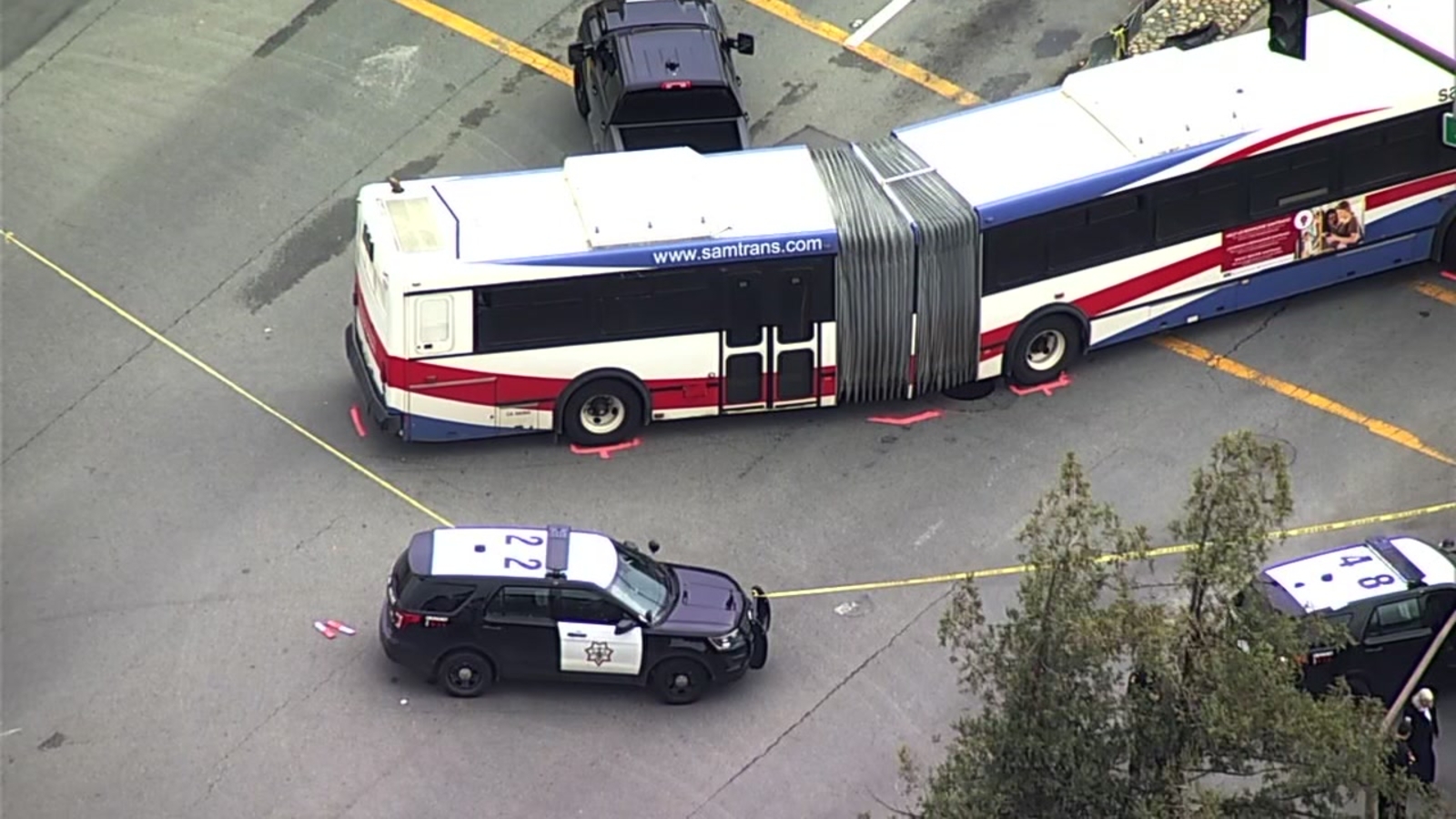 SamTrans bus strikes, kills pedestrian in Redwood City - ABC7 San Francisco