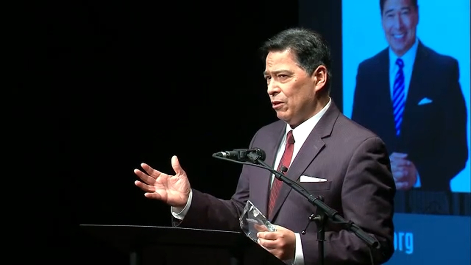 Eyewitness News Anchor David Novarro honored by National Hispanic Media ...