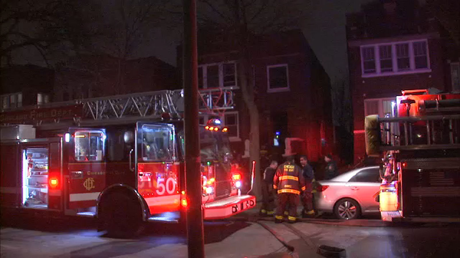3 seriously injured in Gresham house fire on South Side: Fire officials - ABC7 Chicago