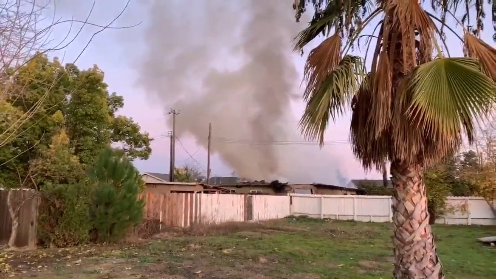 2 injured in Madera County structure fire - ABC30 Fresno