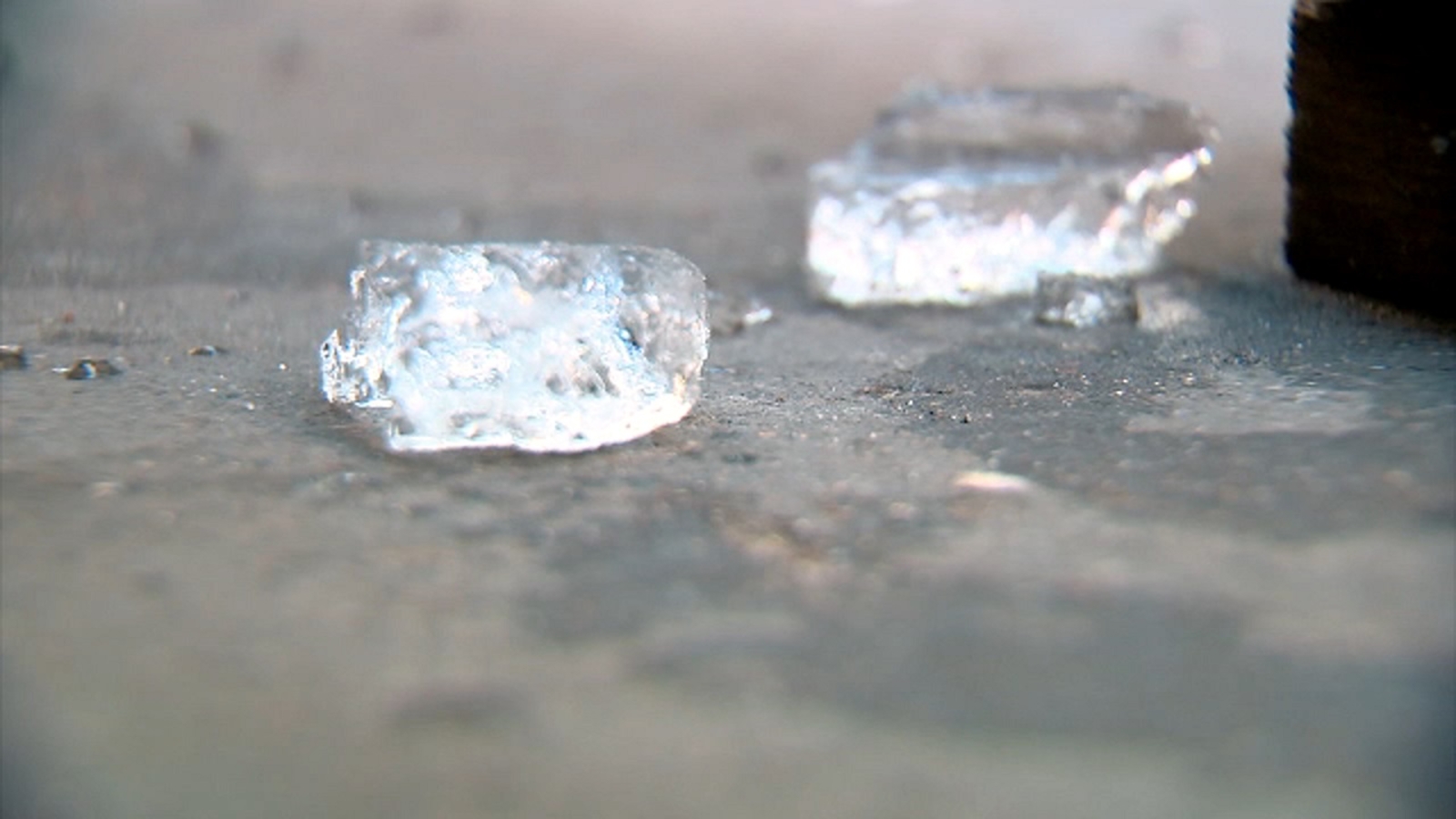 Falling ice prompts some street closures in Manhattan - ABC7 New York