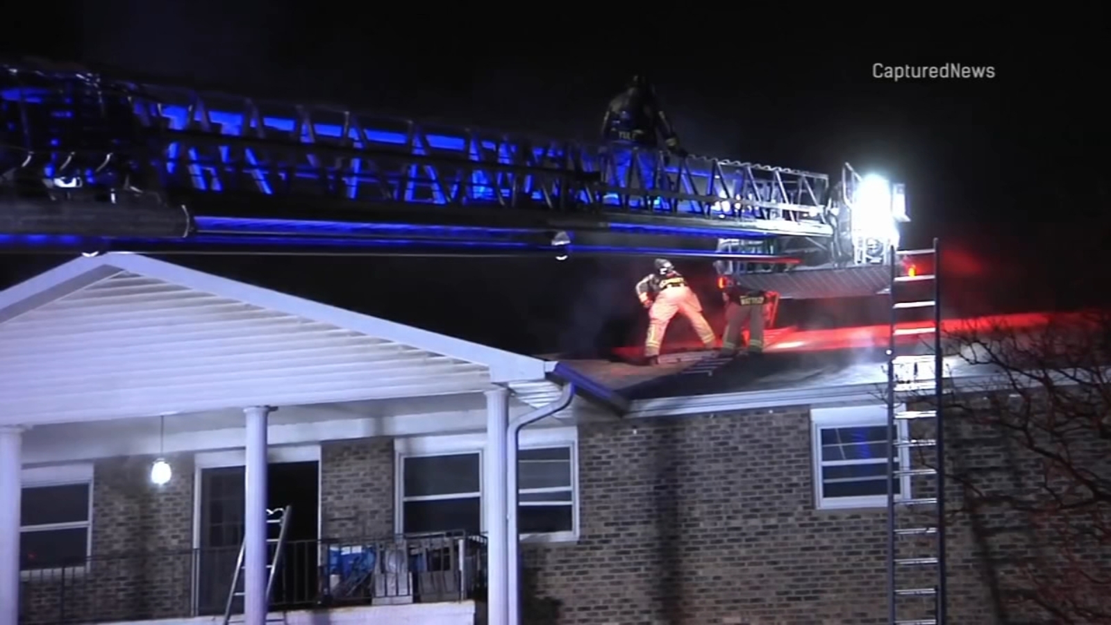 Zion fire injures boy, 13, police officer; displaces 7 families - ABC7 ...