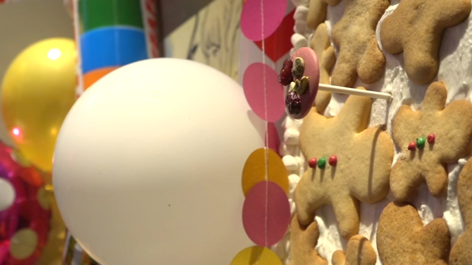 Candy Land Pop-Up opens in Downtown Chicago Hotel - ABC7 Chicago
