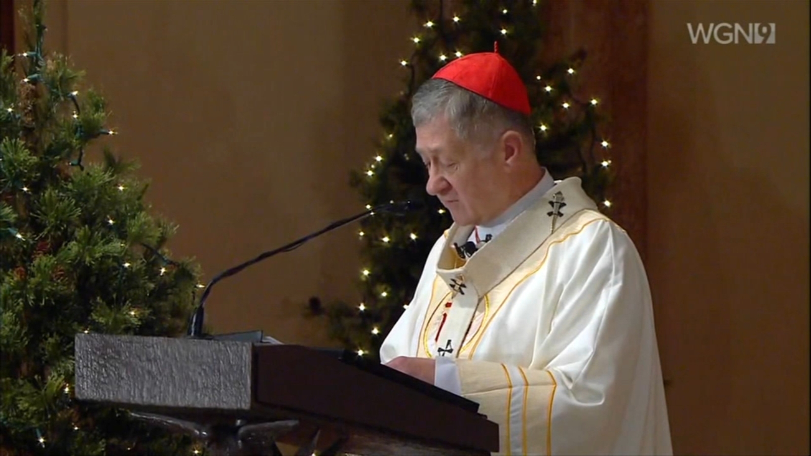 Cardinal Blase Cupich celebrates Midnight Mass at Holy Name Cathedral ...