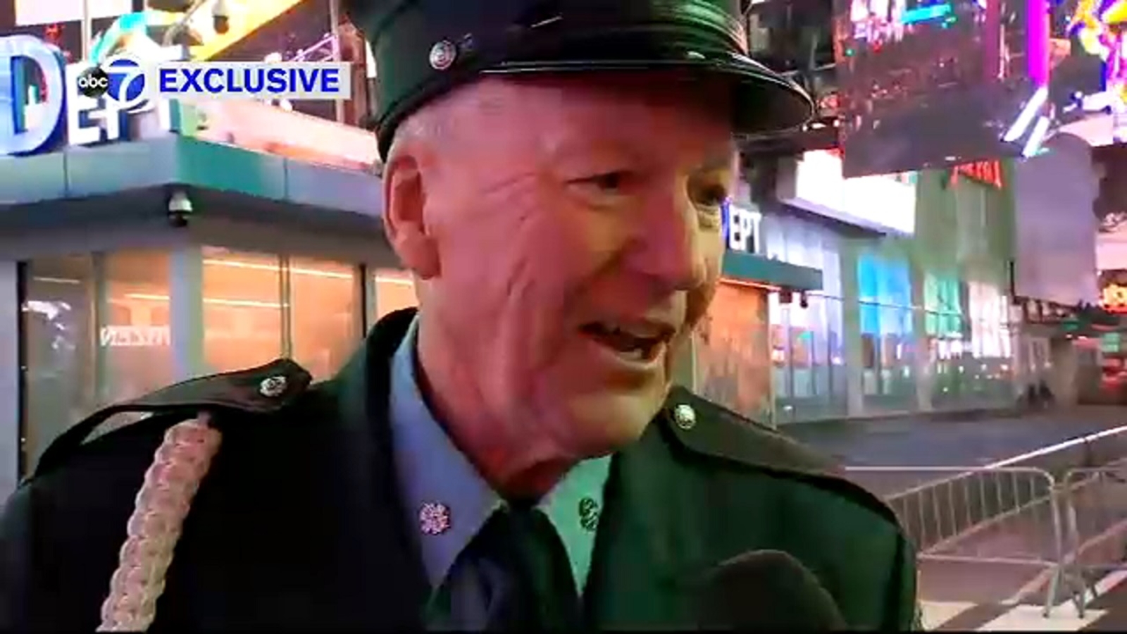 EMT back on the job in Times Square after suffering stroke on BQE ...