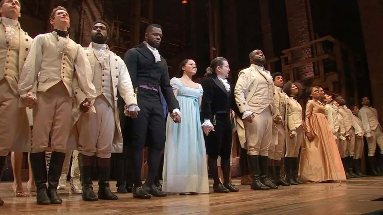 'Hamilton' Chicago: Final curtain falls for musical after more than 3 ...