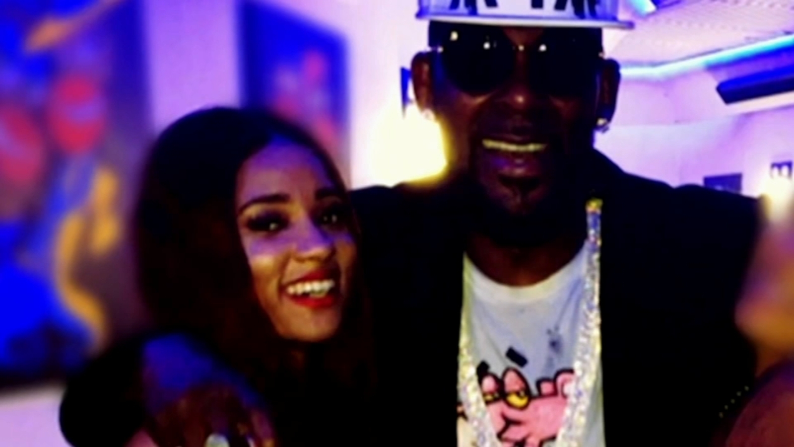 R. Kelly's girlfriend Joycelyn Savage charged after Chicago Trump Tower ...