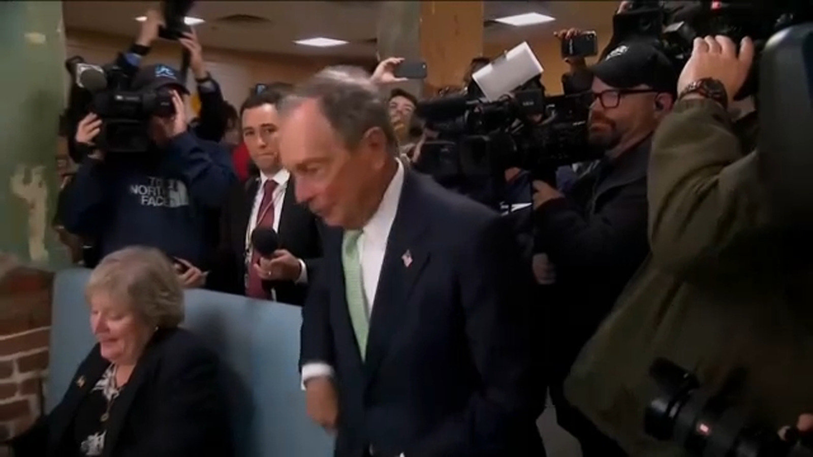 Michael Bloomberg opens first presidential campaign office in Harlem ...