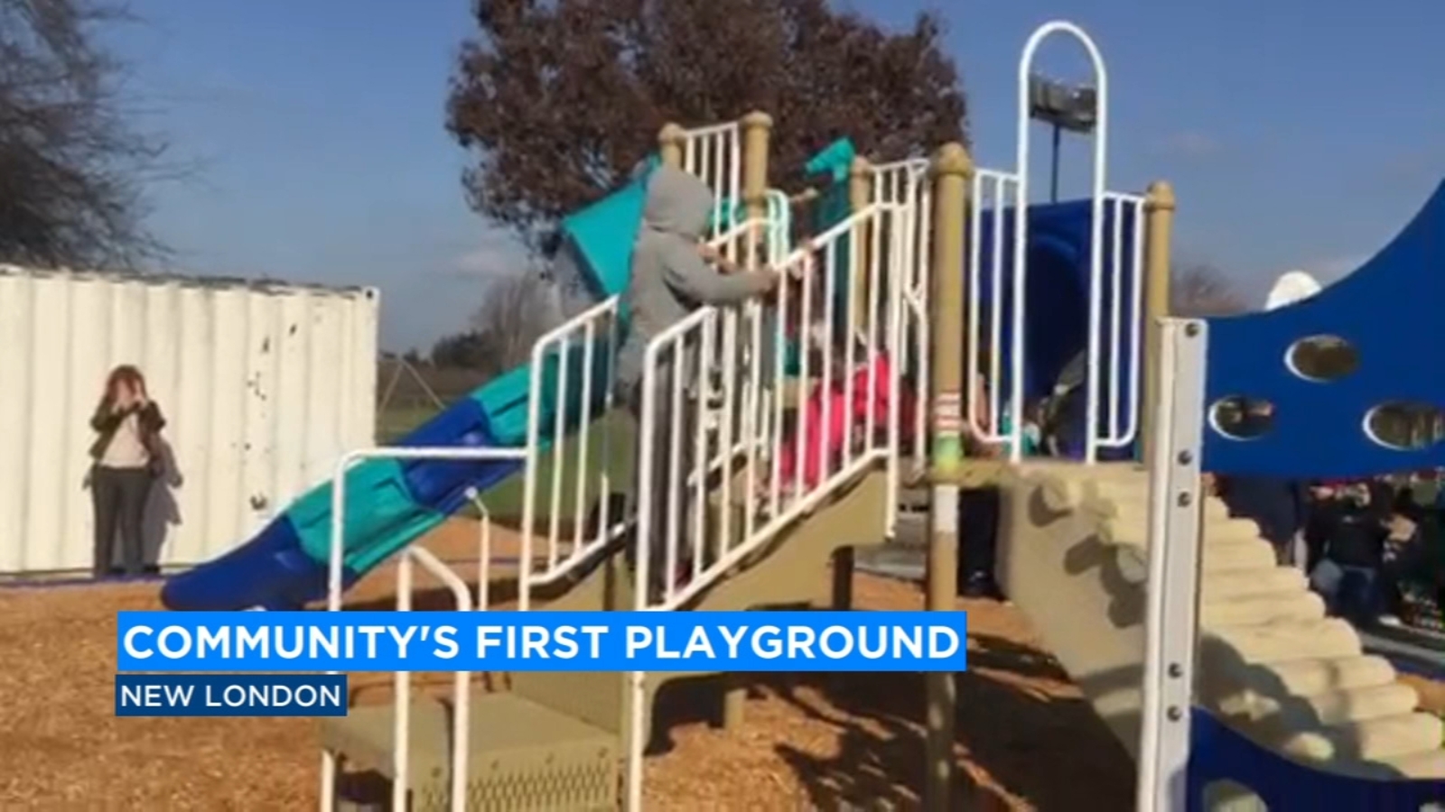New London celebrates community's first playground Saturday - ABC30 Fresno