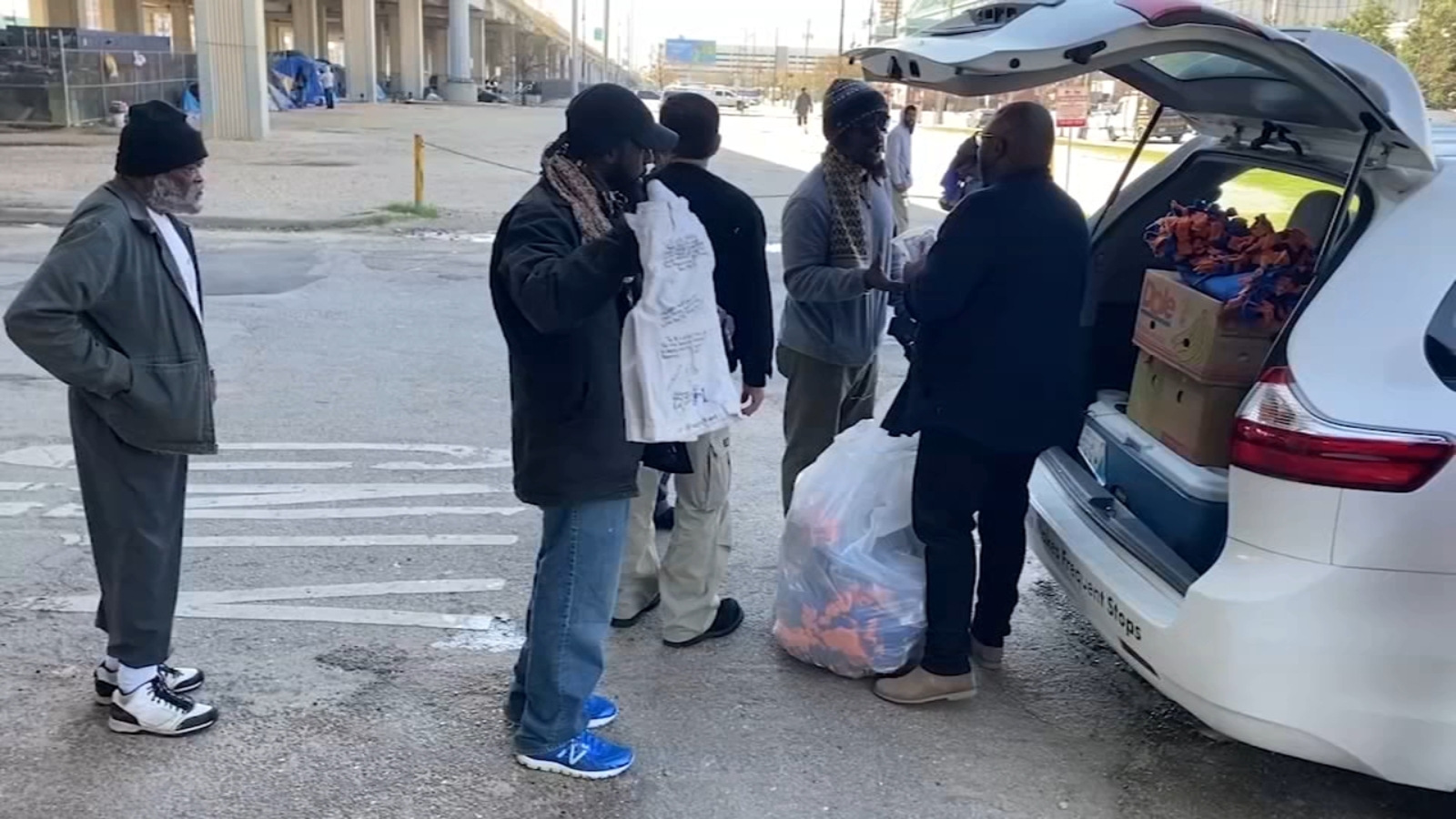 Star of Hope in Houston helped 110 homeless men get off streets - ABC13 ...