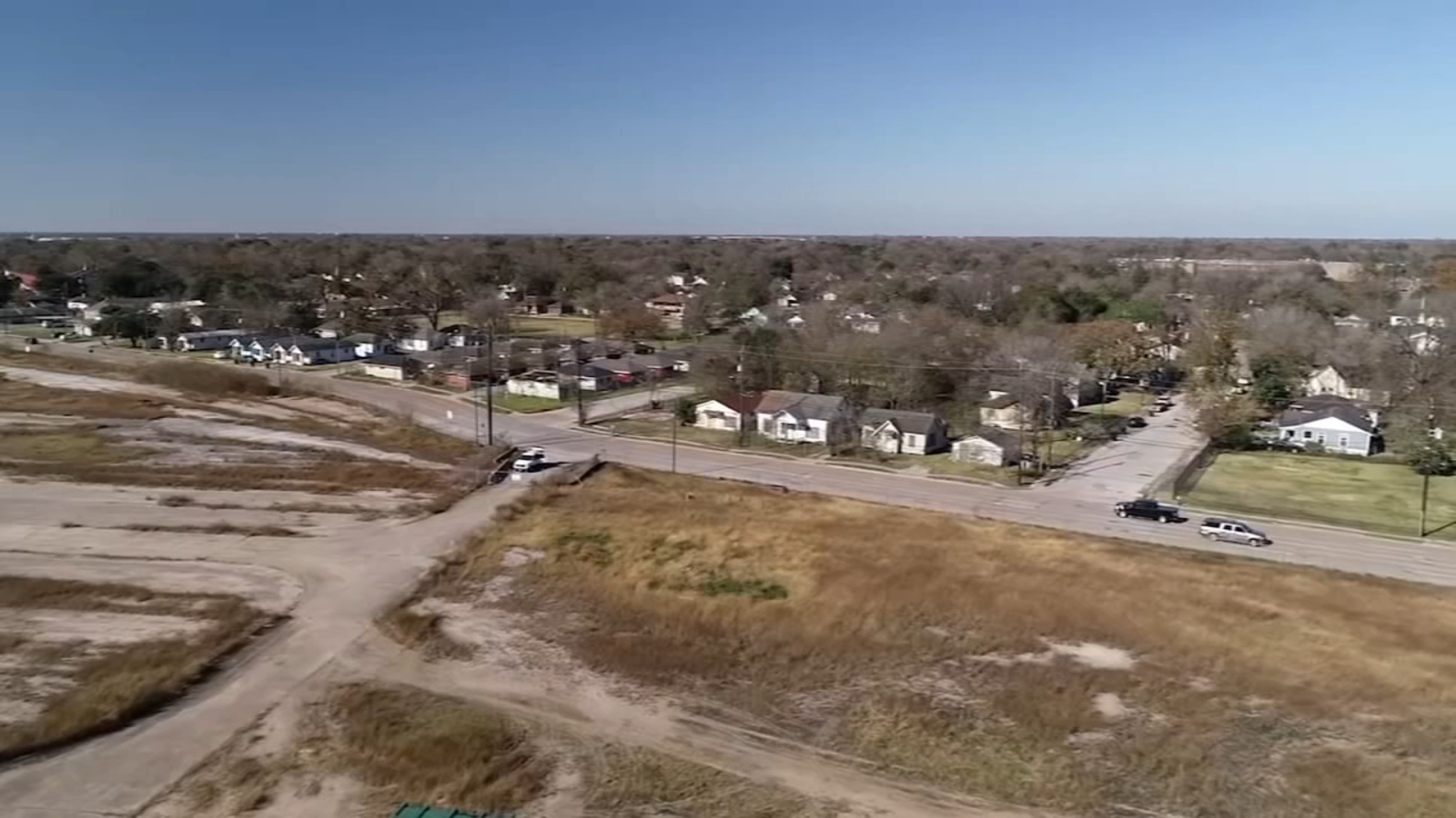 Neighbors in "cancer cluster" hold community meeting - ABC13 Houston