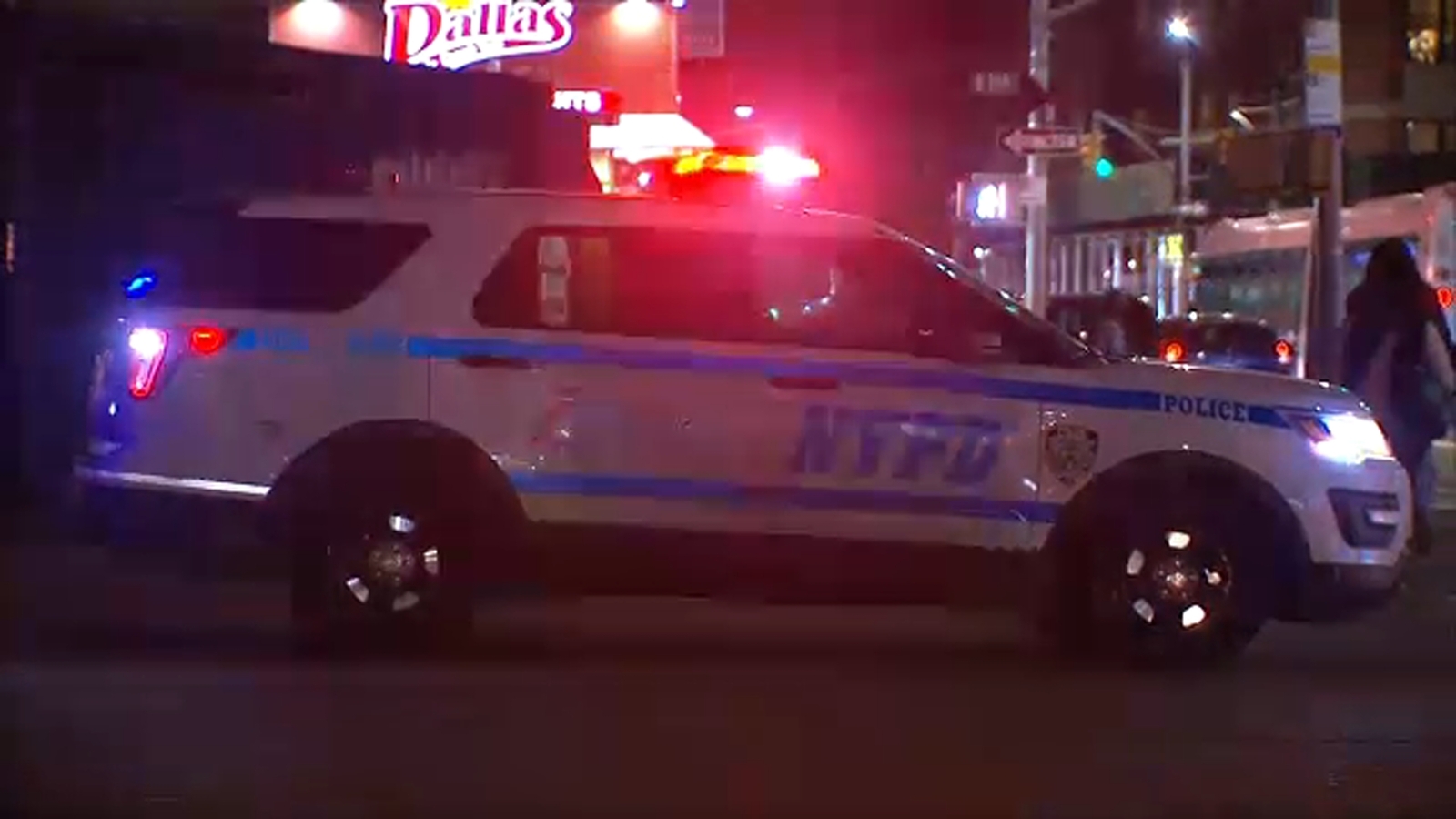 NYPD officer cut in face while arresting suspect in East Harlem - ABC7 ...