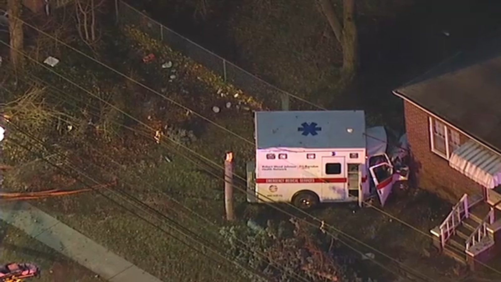 2 hurt when ambulance crashes into home in Franklin - ABC7 New York