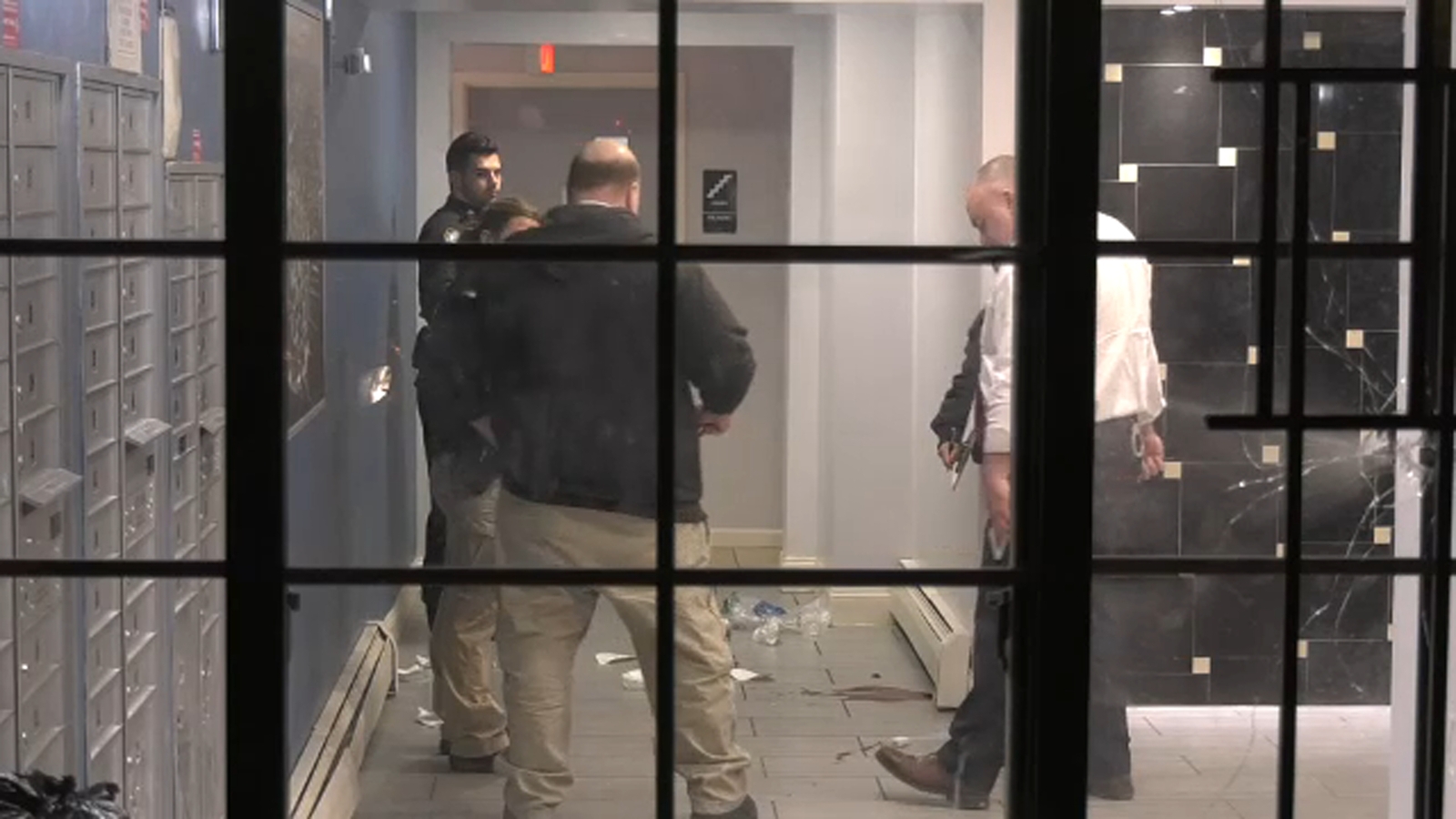 Man fatally shot in Bronx building lobby after returning from grocery ...