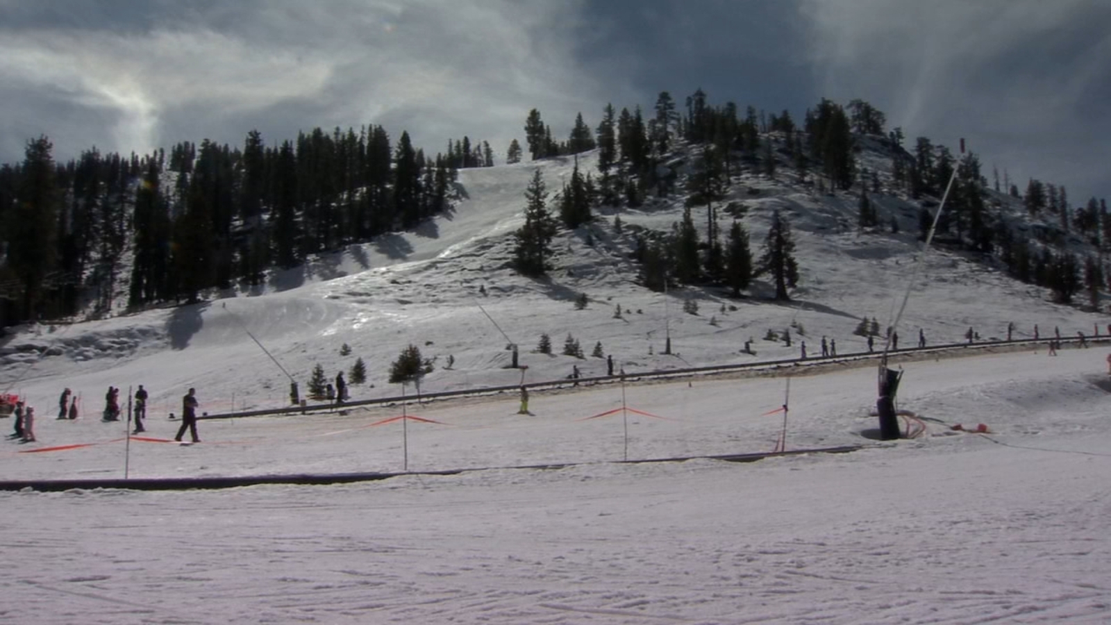 China Peak still open despite warmer weather - ABC30 Fresno
