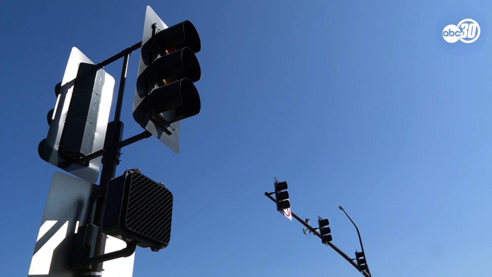 Know the Road with the CHP: Can I change lanes in an intersection ...