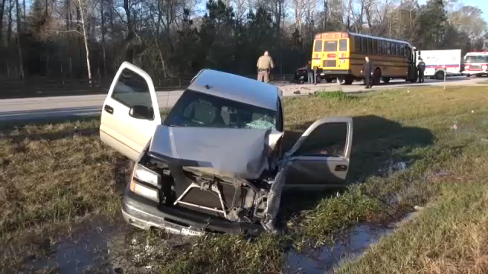 Conroe ISD school bus with kids on board hit by driver in chain ...