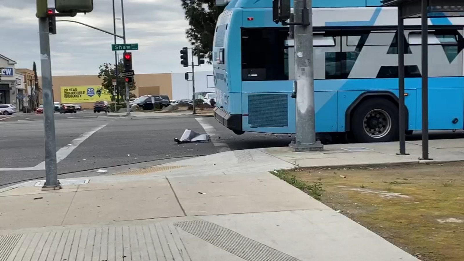 FAX bus rear-ended by vehicle in NE Fresno, needs repairs - ABC30 Fresno