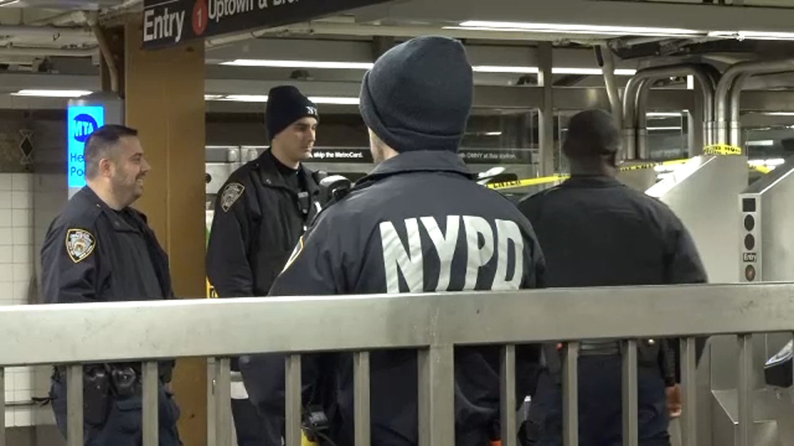Man slashed in cheek on 1 train platform at Penn Station in Manhattan ...