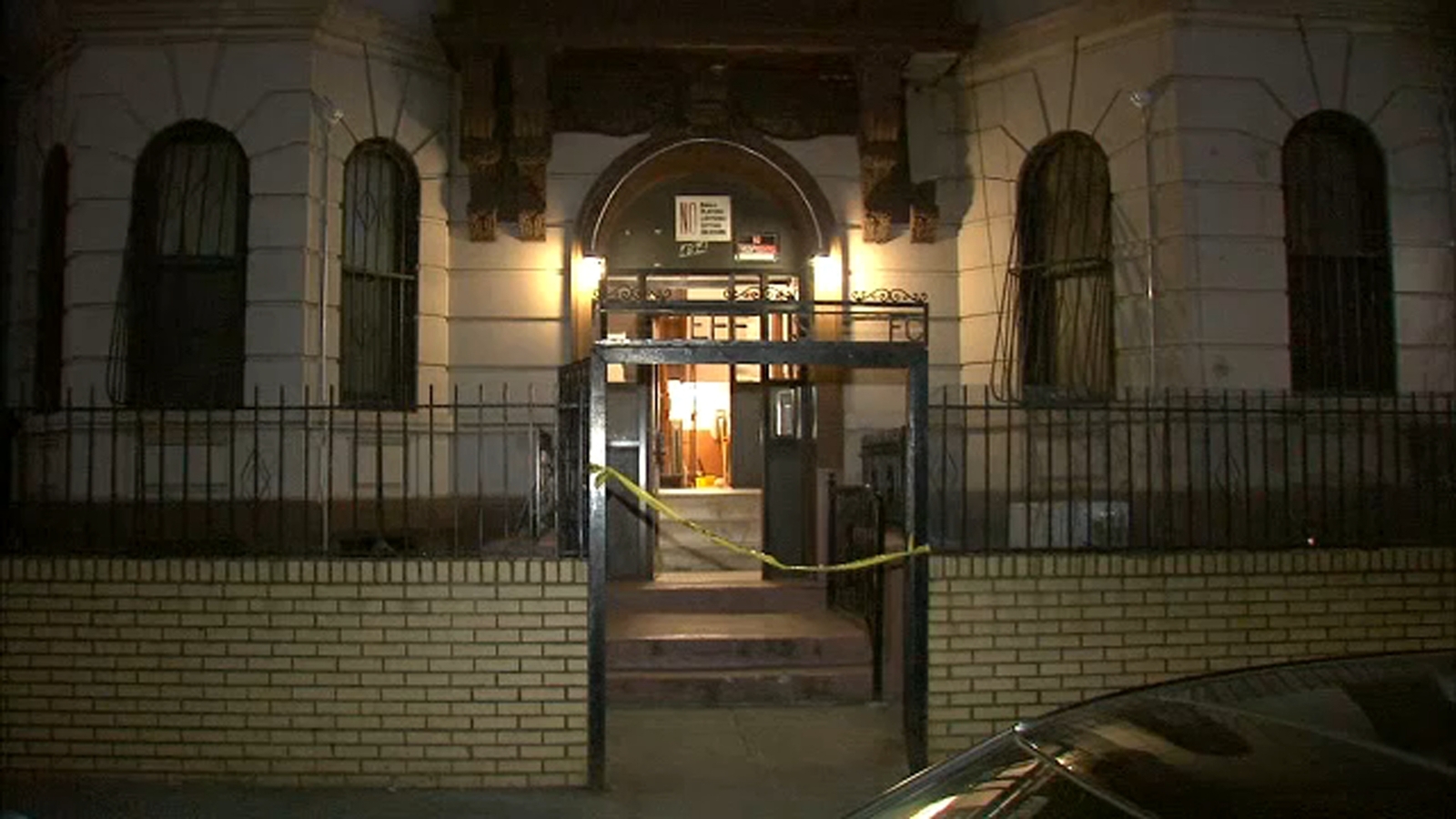Man found dead after building fire in Bedford-Stuyvesant; suspect in ...