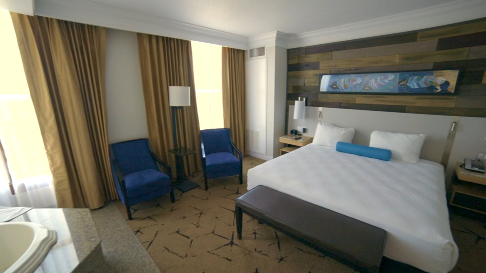 Stay in style with Chukchansi Gold Resort and Casino's luxurious rooms ...