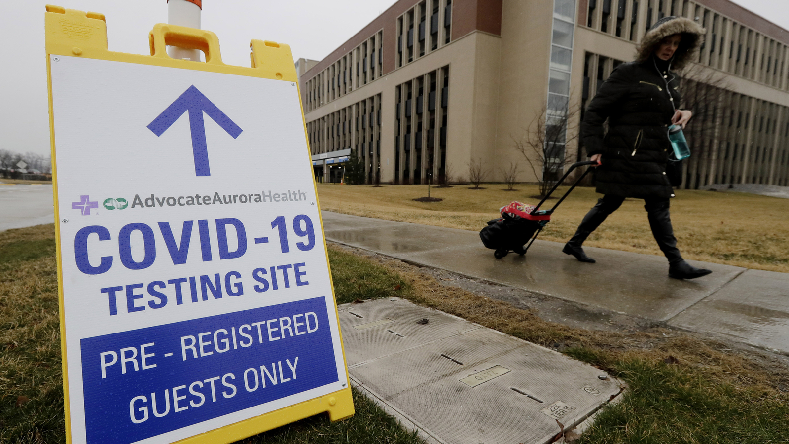 Coronavirus Illinois: Gov. Pritzker says state's peak not yet reached ...