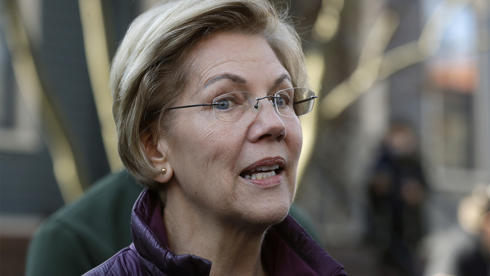 Sen. Elizabeth Warren's oldest brother dies of coronavirus - ABC7 Los ...