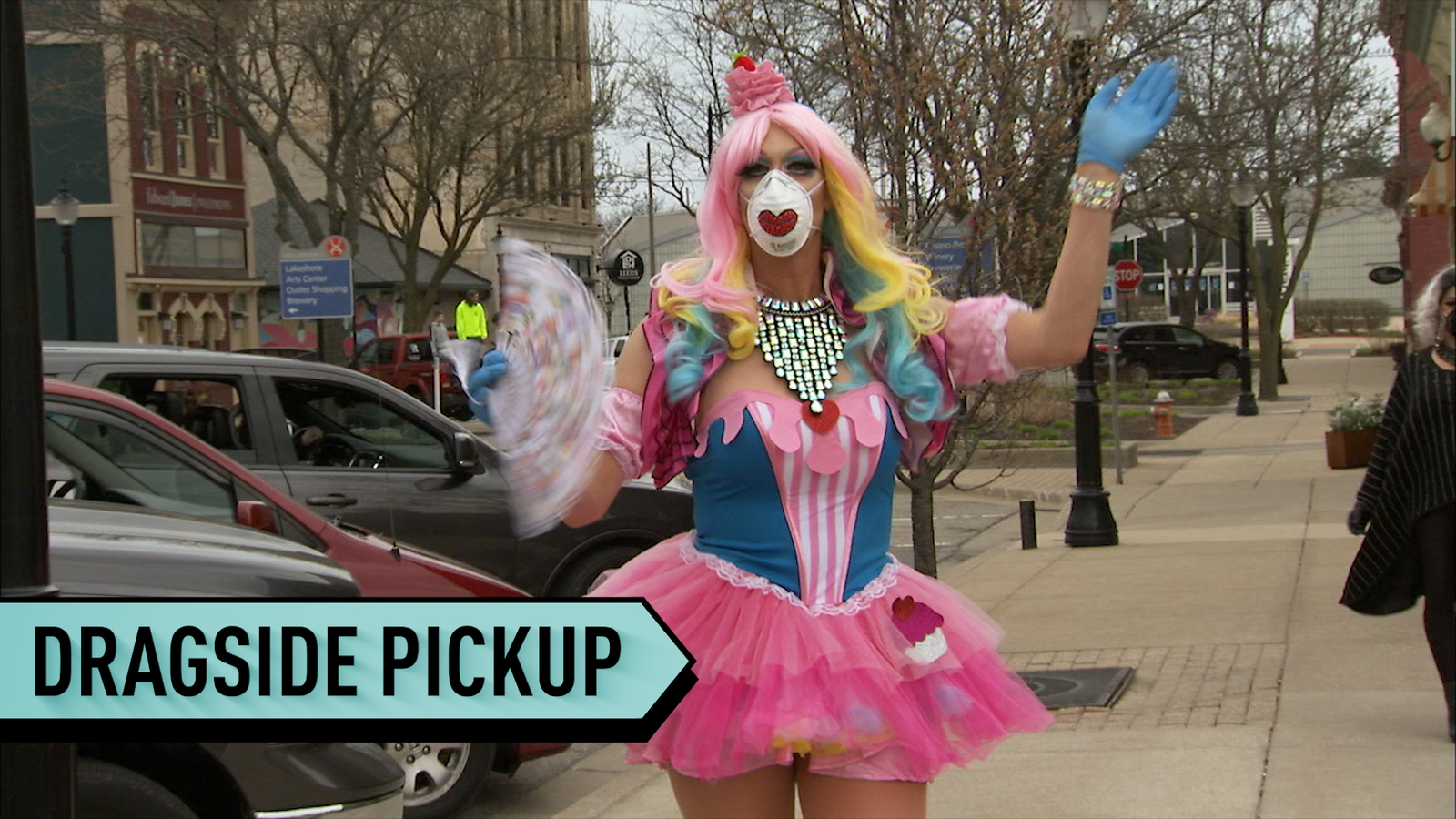 This restaurant is using drag queens to deliver carry-out meals to ...