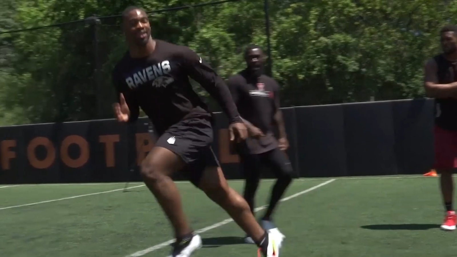 North Shore High Schoo's K'Lavon Chaisson excited to face Texans twice ...