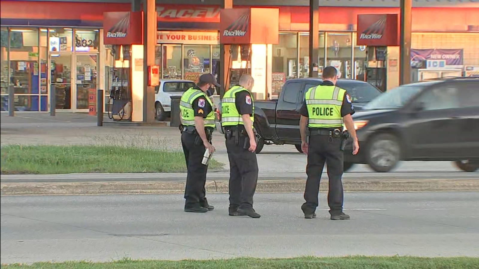 1 Dead In Baytown Pedestrian Crash Involving 18 Wheeler Abc13 Houston