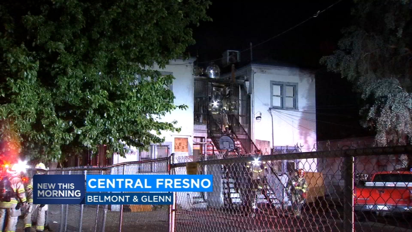 Multiple people displaced after fire at central Fresno apartment complex - ABC30 Fresno