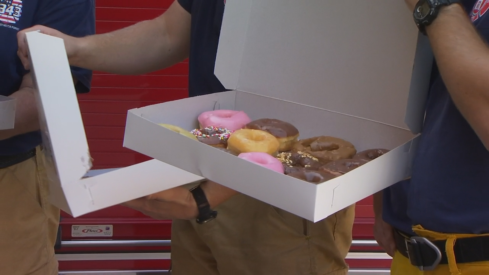 Operation doughnut delivery brings cheer to essential workers - ABC7 ...