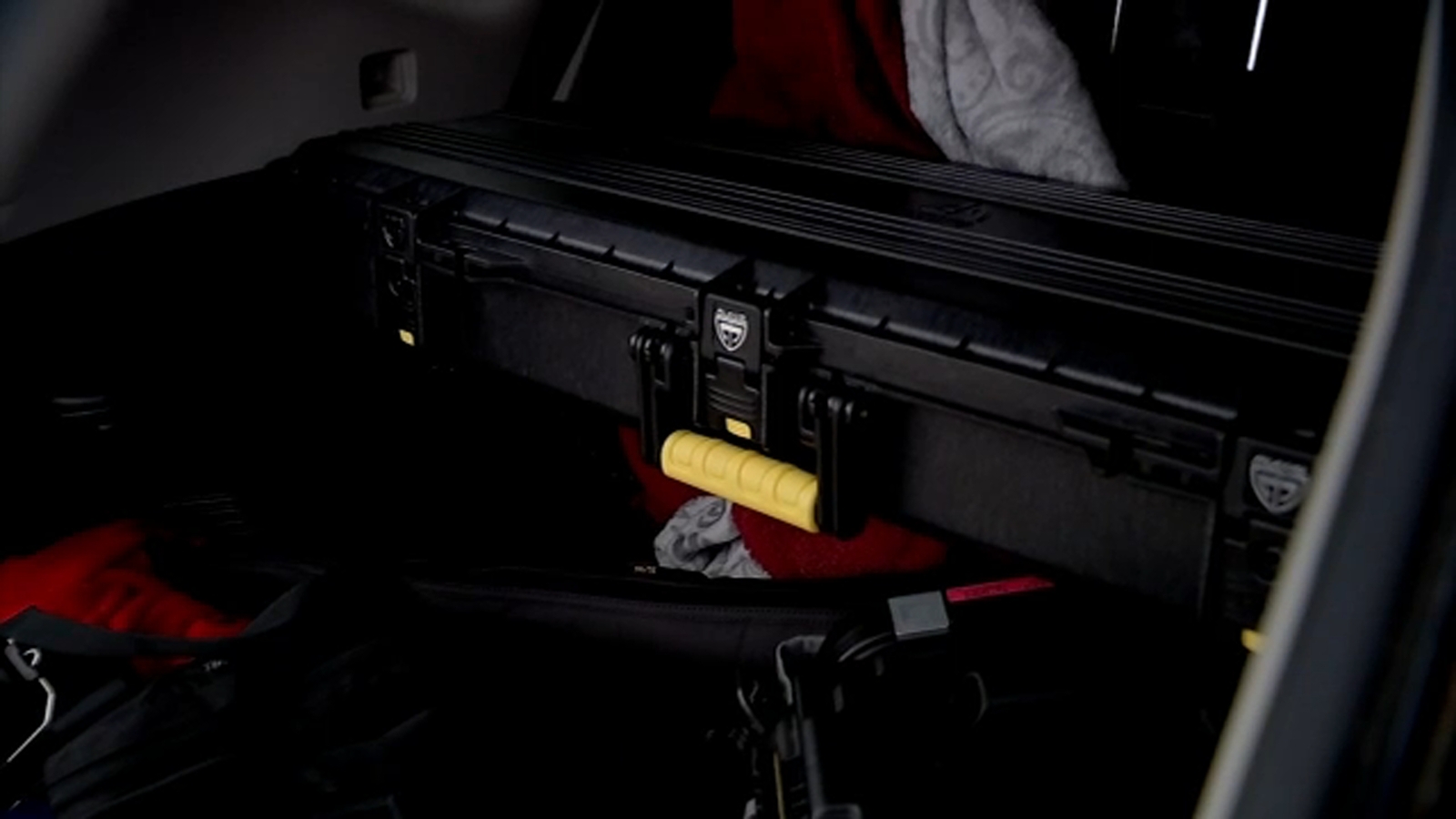 Gun thieves are tracking owners in COVID-era spike - ABC13 Houston