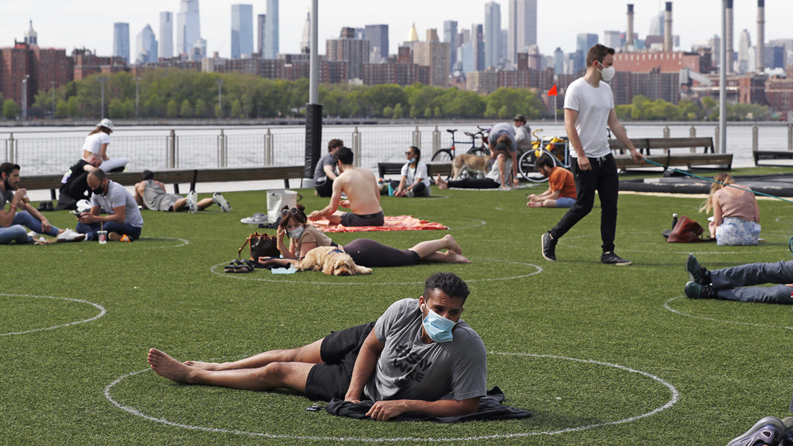 Wearing a face mask uncomfortable in summer heat? Tips for keeping cool ...