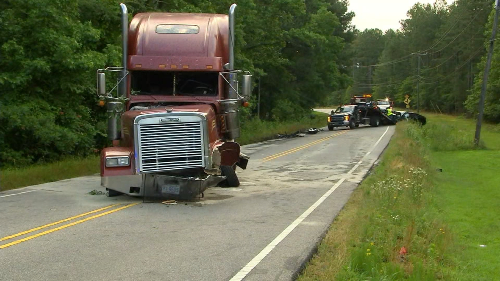 Sharron Road closed in multi-vehicle accident involving 18-wheeler ...