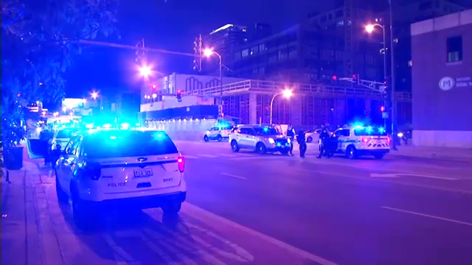 Chicago police officer injured in hit and run during traffic stop in ...