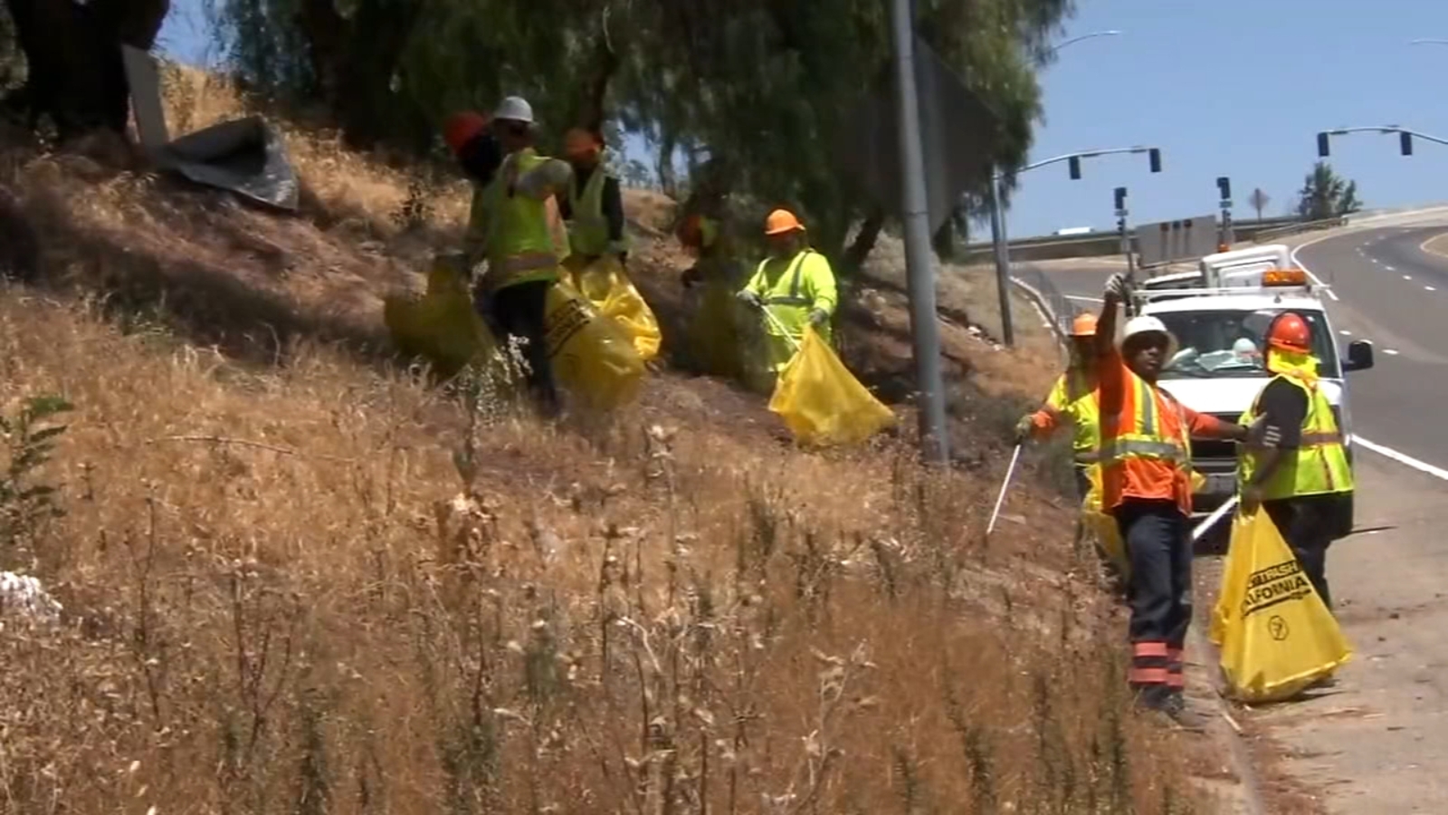 Caltrans, CHP resume trash removal from roadways - ABC30 Fresno