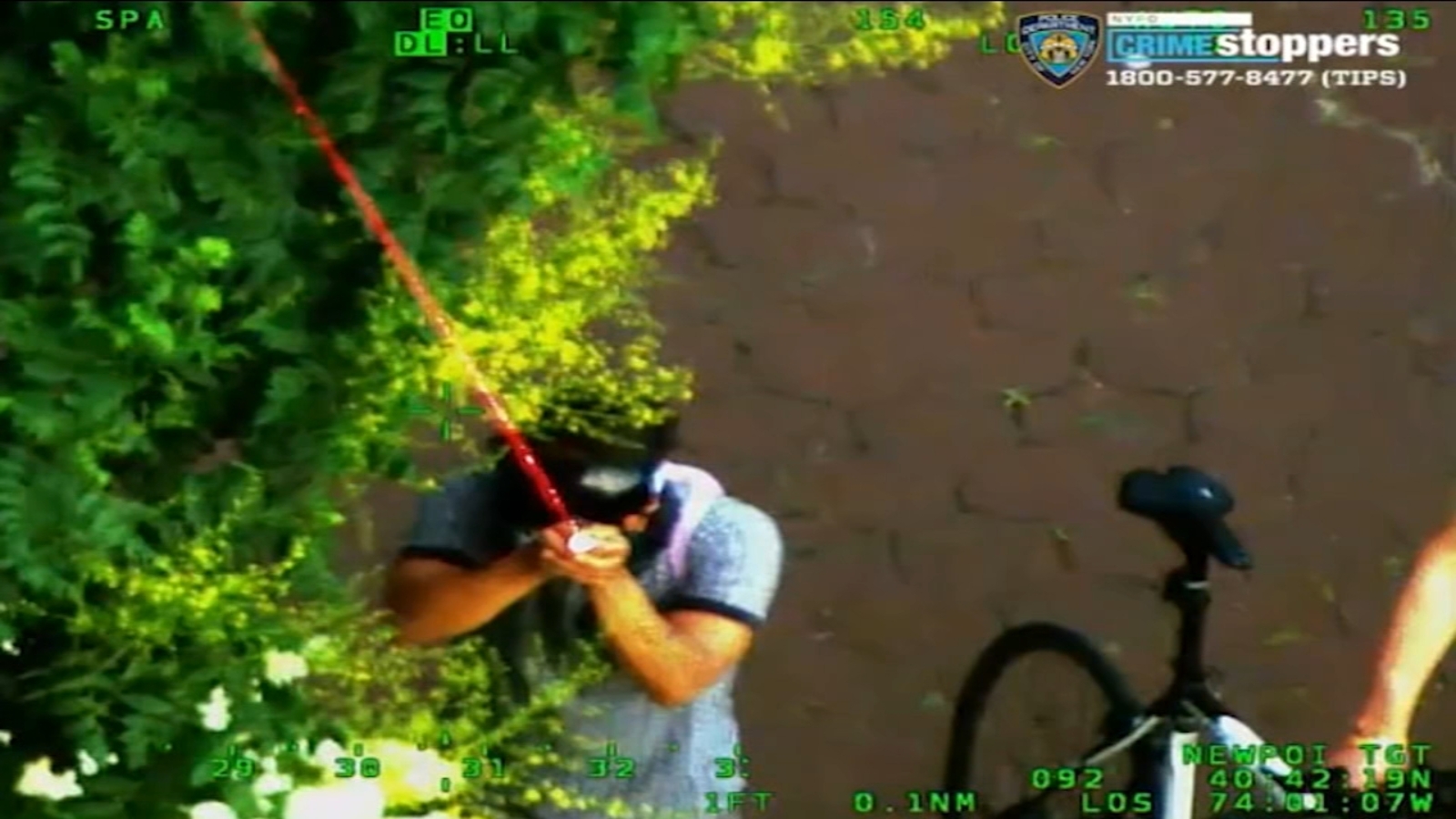 Video shows suspect pointing laser at NYPD helicopter in Lower ...