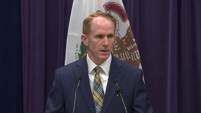 Chicago weekend shooting: Laroy Battle, 19, accused of killing 2 teens ...