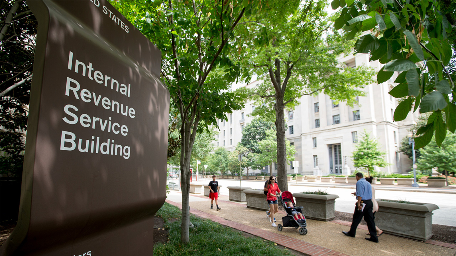 Tax Day 2022: IRS announces first day of tax season for filing 2021 ...