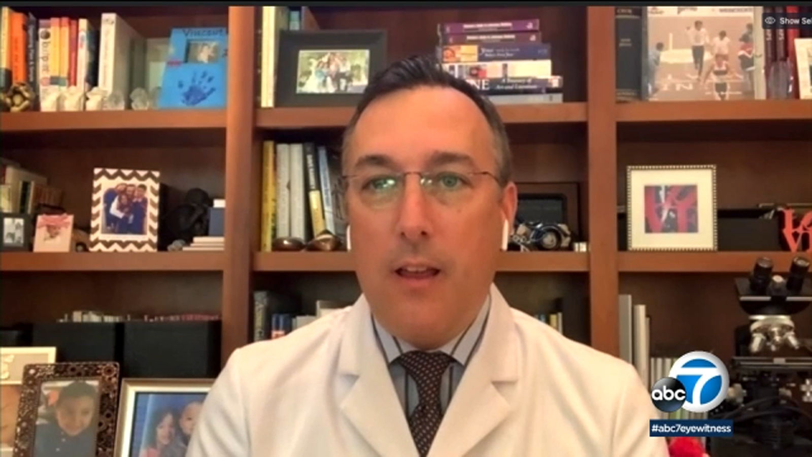 Coronavirus US: Can COVID-19 live on the bottom of your shoes? SoCal ...