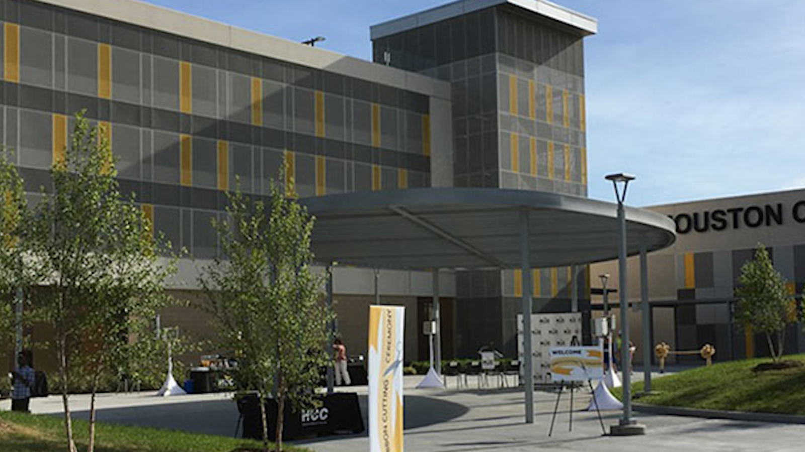 HCC introduces flexible in-person learning for the fall - ABC13 Houston