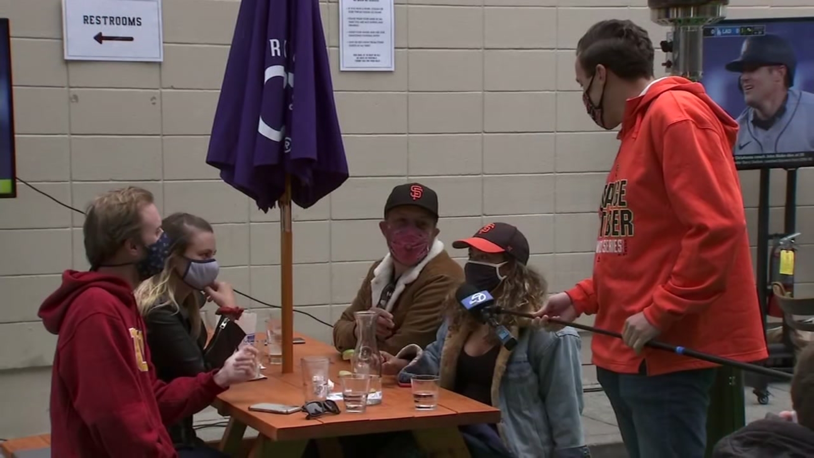 San Francisco Giants fans celebrate season opener on boats and patios ...