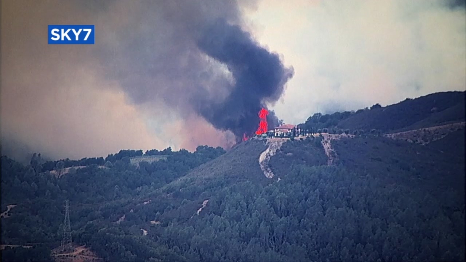 'Fire is moving towards us': Some Napa County residents choose to stay ...