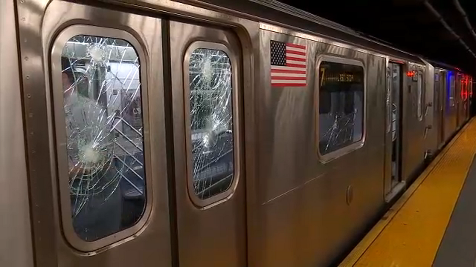 Subway window-smashing spree: MTA offers $10K reward as vandals strike again - ABC7 New York