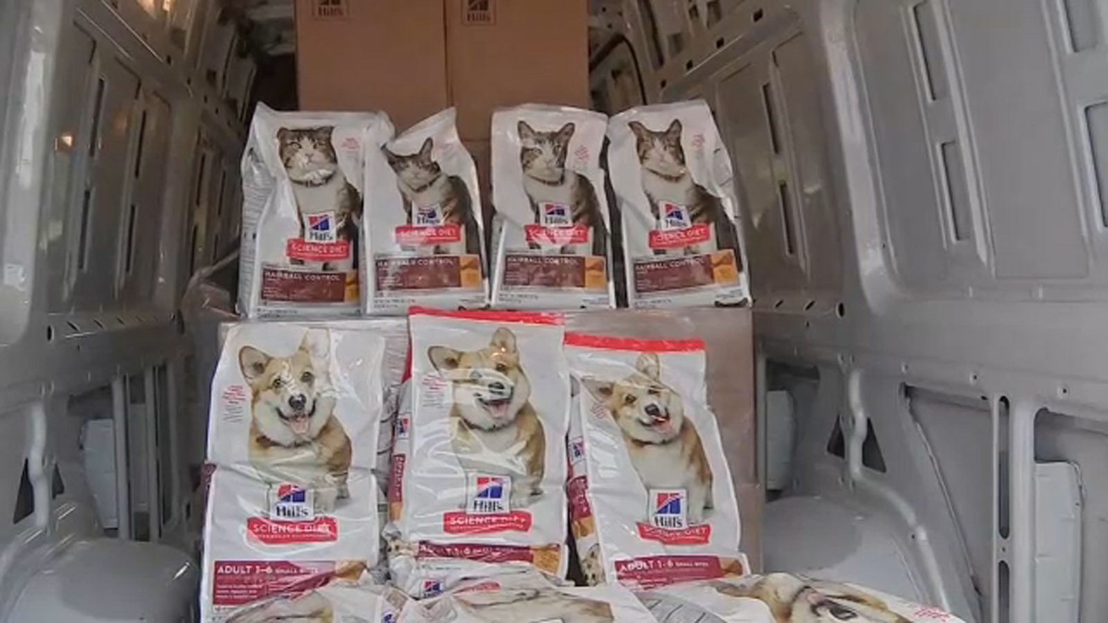 Houston SPCA delivers pet food donated by Hill's Pet Nutrition to storm ...