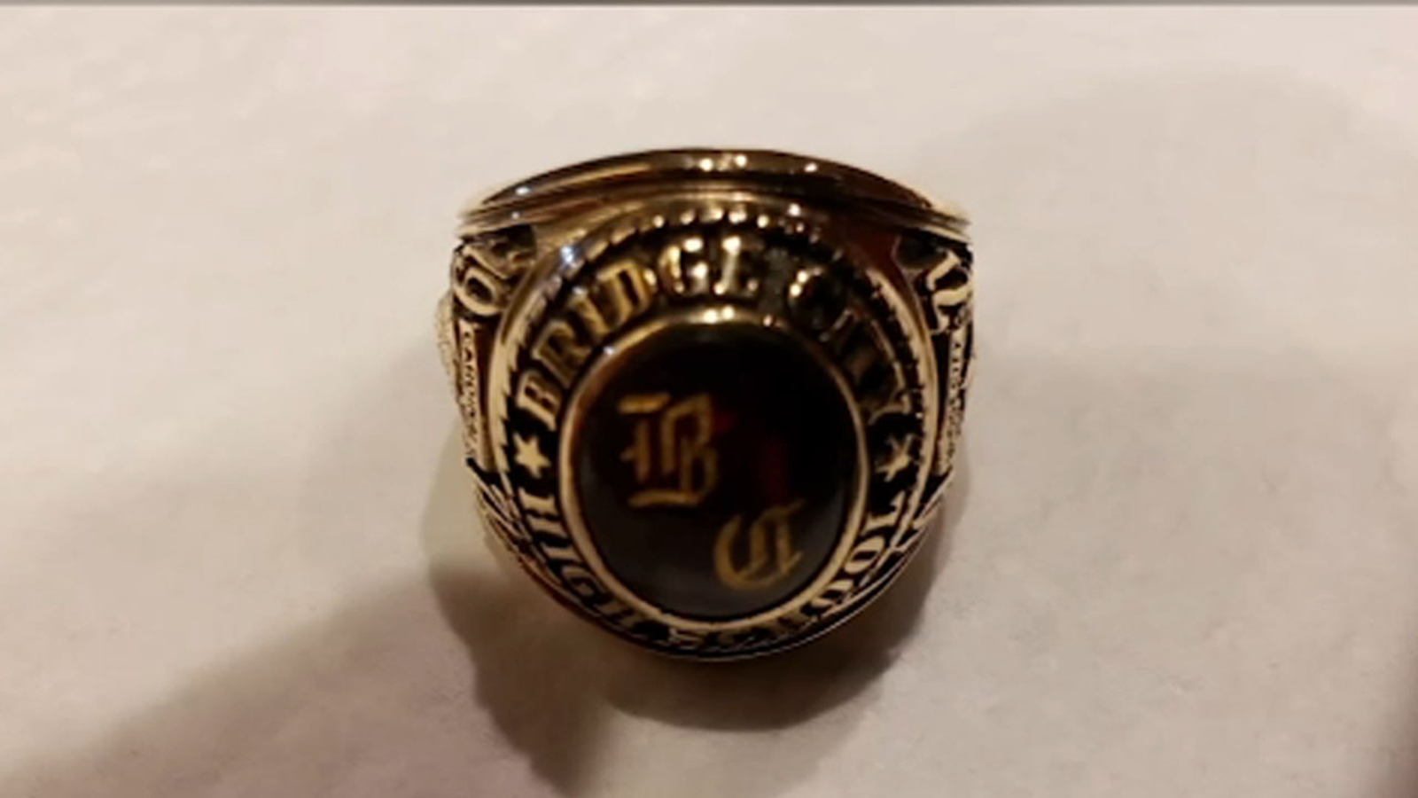 Texas man reunited with 1971 class ring he lost at Crystal Beach 50 ...
