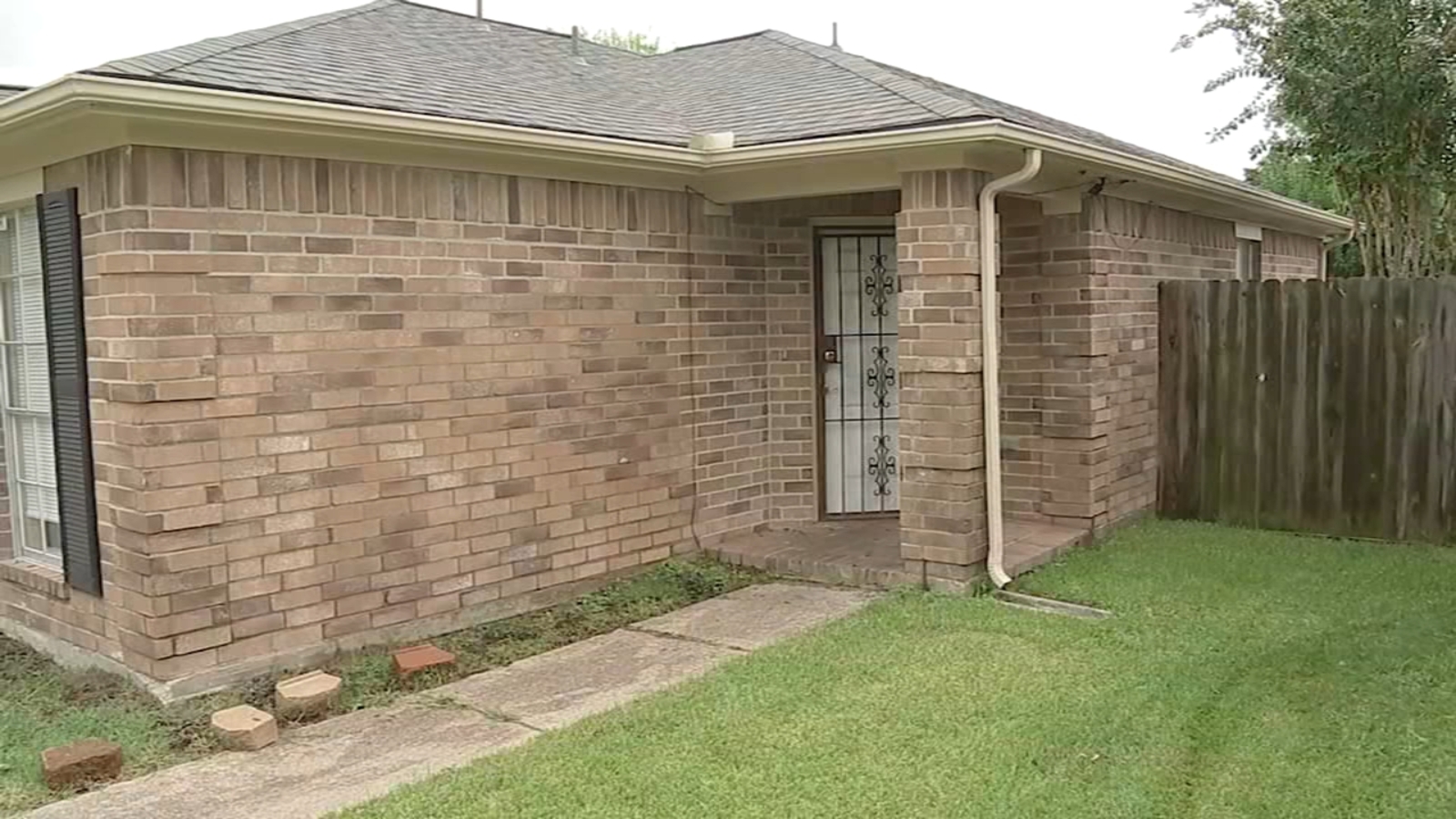 Unlicensed group home owner out on bond for different case - ABC13 Houston